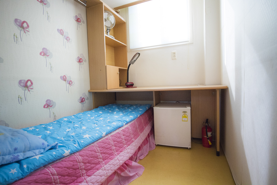 Korea Travel Diary #1: Staying at goshiwon for a-month-traveler ...